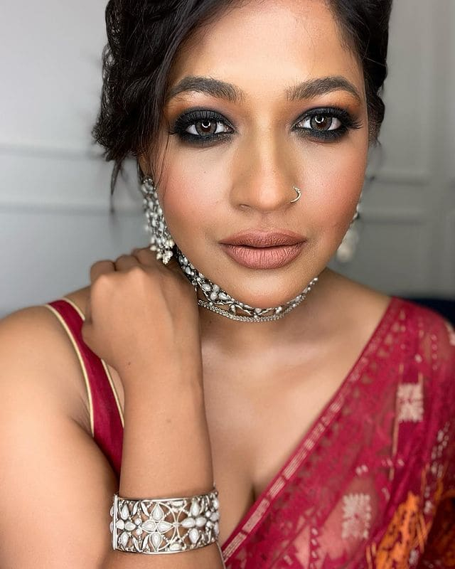 Azmeri Haque Badhon Bio Height Husband Wiki & Family | Biographybd